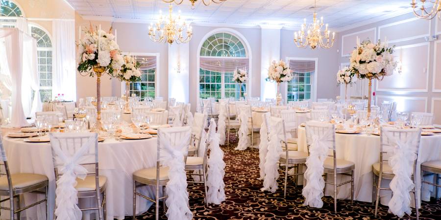 East Wind Caterers Inn & Spa - Long Island Restaurants