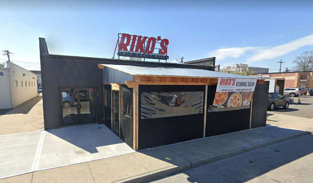 Riko’s Thin Crust Pizza Chain Comes to Merrick - Long Island Restaurants