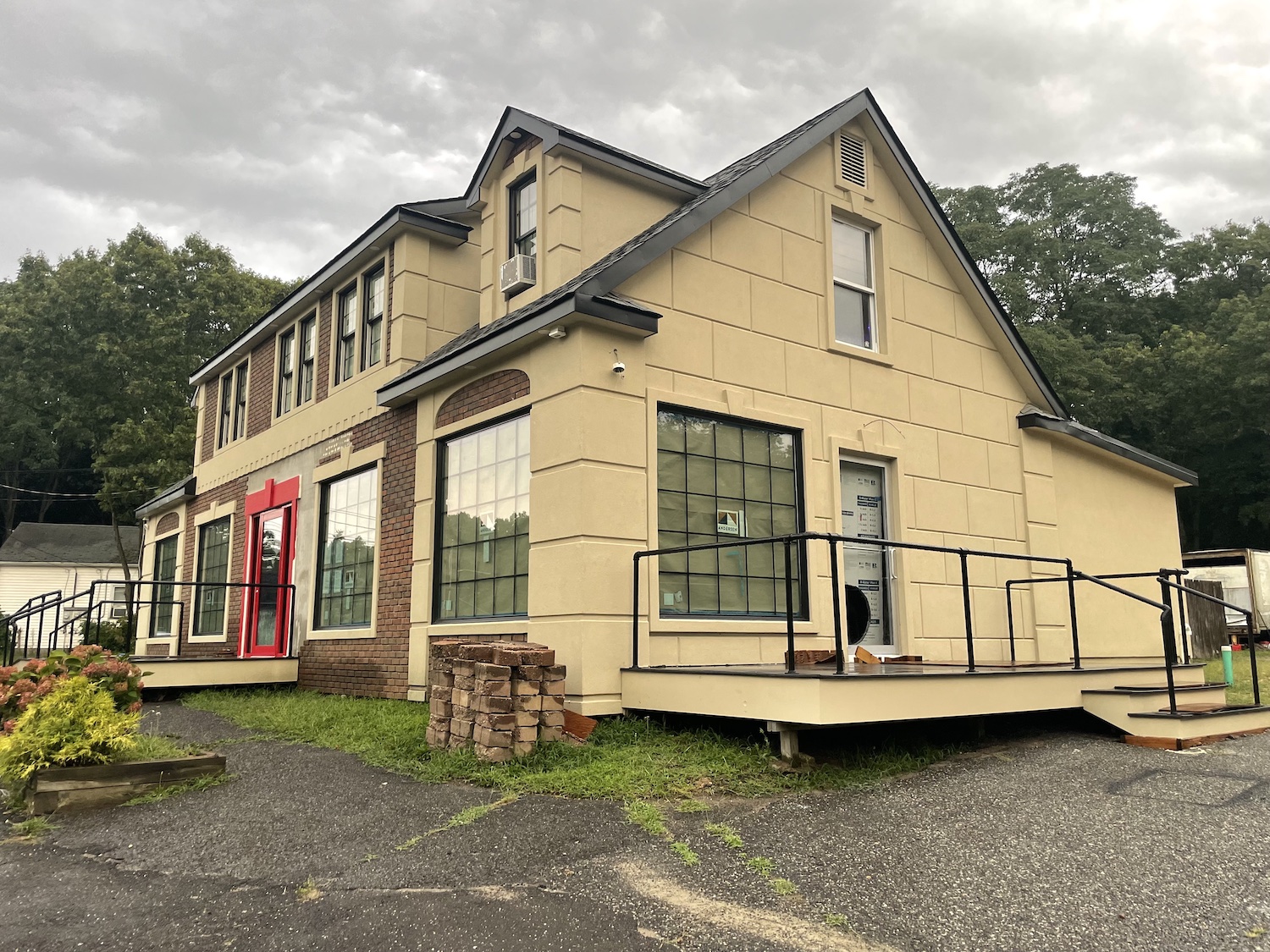 Owners of Firehouse Restaurant & Bar in Sound Beach – Named in Memory ...