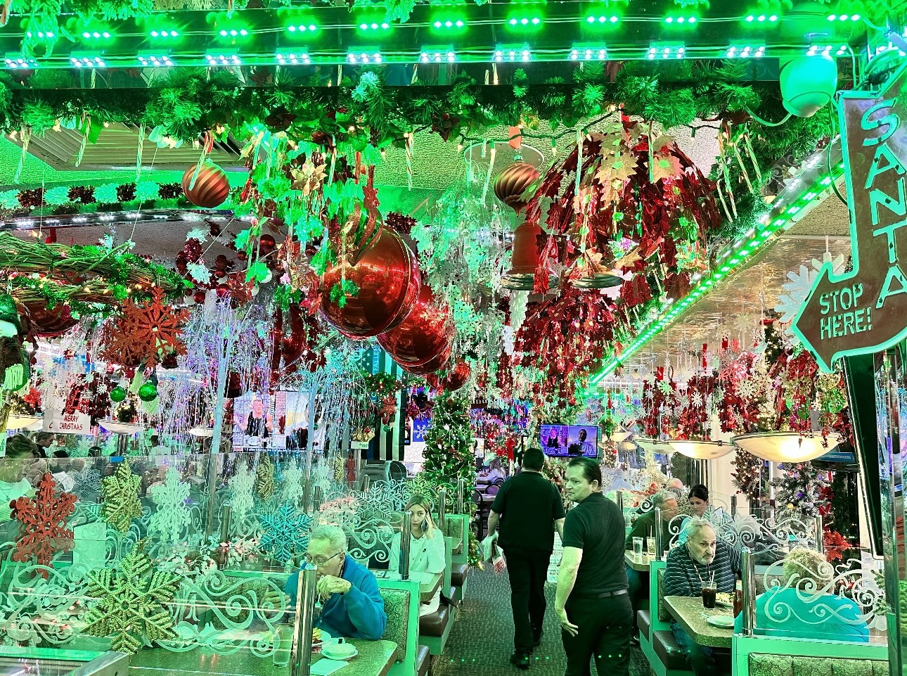 Meet the Man Who Makes Oconee Diner’s Elaborate Christmas Display, A Long Island Tradition