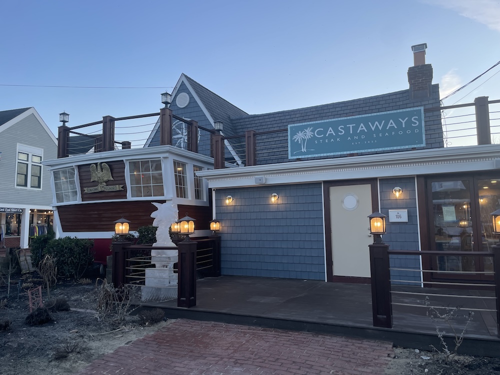 First Look: We Toured Castaways in Port Jefferson, Opening Monday ...