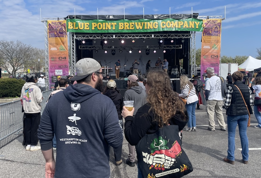 Photos: 2024 Shakedown on Main Street at Blue Point Brewery in ...