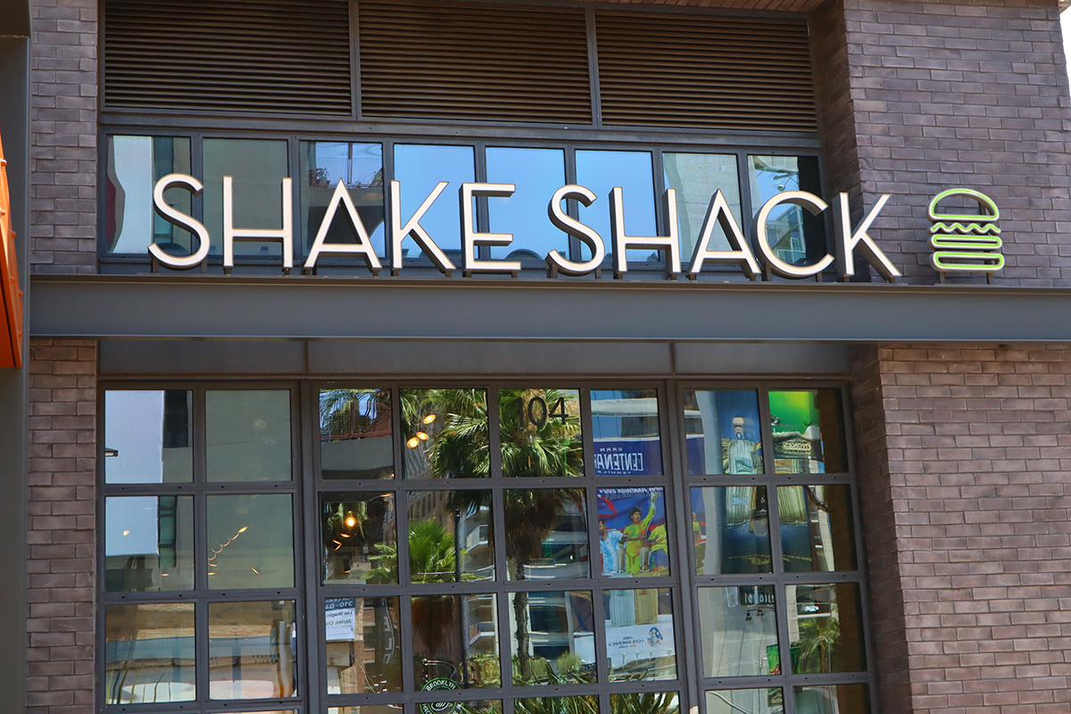 Shake Shack Holding Grand Opening for New Selden Location on Nov. 20 ...